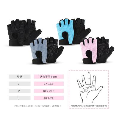 China Wear Resistant Snug Fit training Half finger workout fitness spots Gym weight lifting gloves For men women for sale