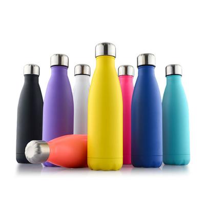 Cina le bevande isolate doppie 17oz imbottigliano la boccetta di acqua del metallo di forma della cola in vendita