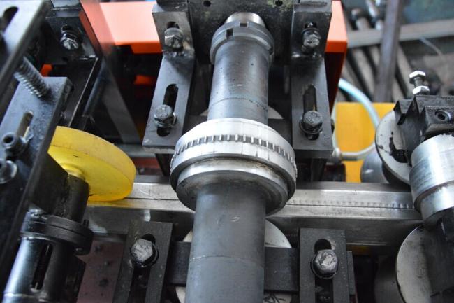 Octagon Pipe Shutter Door Roll Forming Machine 7.jpg