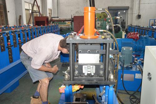 Standing Beam Roof Panel Roll Forming Machine 4 - 8m / min 16 Stations