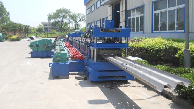 Highway Guardrail Roll Forming Machine Low Price