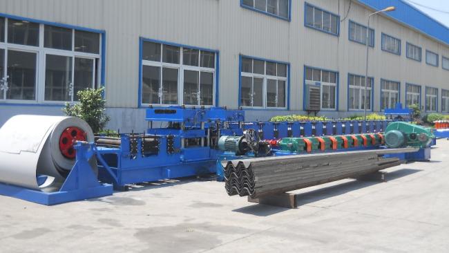 Highway Guardrail Roll Forming Machine Low Price