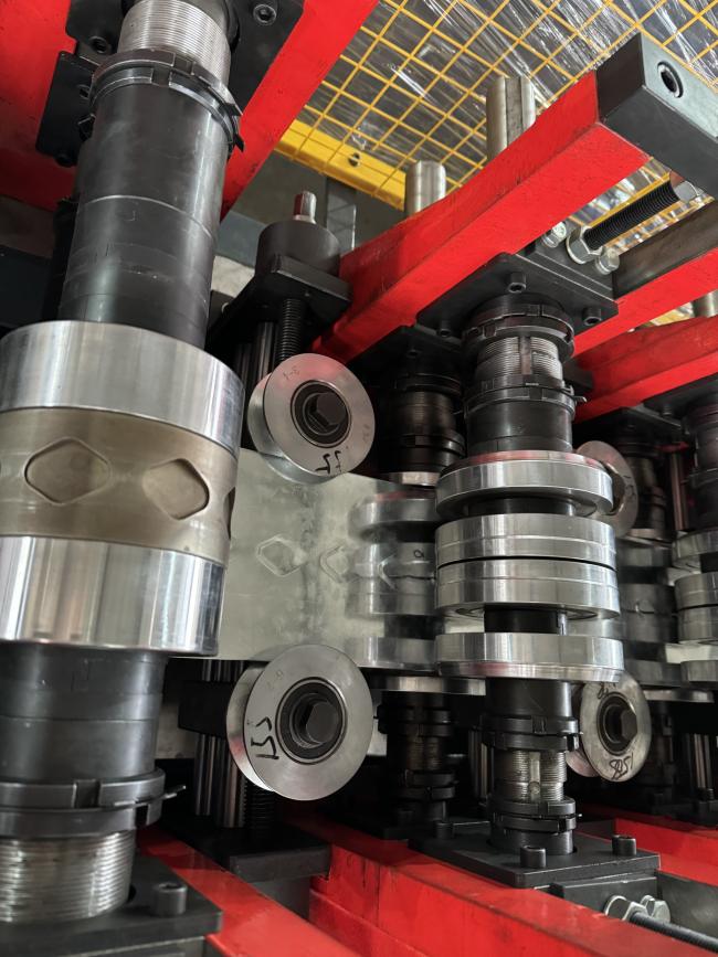 0.8-1.6mm Galvanized Steel C U Stud And Track Drywall Roll Forming Machine