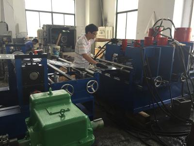 중국 ISO Certification Cable Tray Roll Forming Machine 20 Roller Stations Chain Dirve 판매용