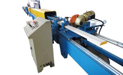 China 42mm Cutting Power 4KW PU Foam Rolling Shutter Door Forming Machine With Material Thickness 0.7-1.0mm for sale