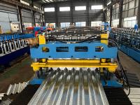 China PLC Touch Screen Control Deck Floor Panel Roll Forming Machine 28 Stations 22KW for sale