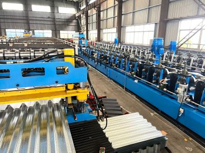 China PLC Touch Screen Control Deck Floor Panel Roller Making Machine 28 Forming Stations for sale