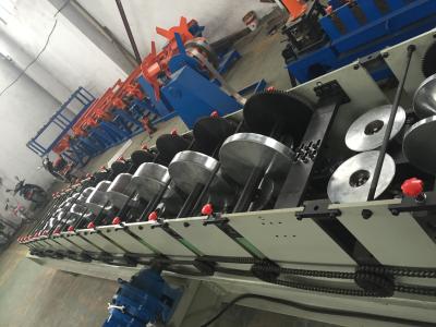 China Touch Screen PLC Control Roof Gutter Making Machine Plate Roll Forming Machine for sale