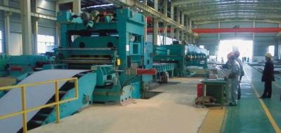 Cina 0 - 40 m./macchina di taglio d'acciaio minima peso 480 della bobina da 12 tonnellate - 520mm arrotolano l'identificazione in vendita