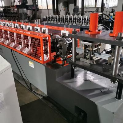 中国 速度8 - 12m/分--を形作る60mm 90mm C Uのスタッド トラック乾式壁機械Metalcon 販売のため