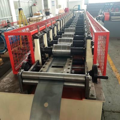China Material de construcción Estructura de acero 150 mm 100 mm C U máquina de formación de rodillos de pista 12m / min en venta