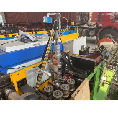 中国 レーザー溶接ボックスビーム/長方形チューブロール形成機械 販売のため