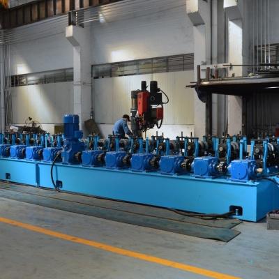 中国 自動200mmから300mmC パーリン ロール 形成 機械 建築物 販売のため