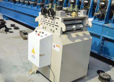 China Rolo perfurado do suporte 2.5mm do painel solar que forma o equipamento à venda