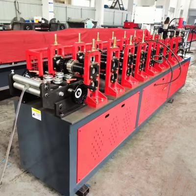 China 0.6-1.2mm PPGI V Shaped Steel Rack Mesh Deck Roll Forming Machine for sale