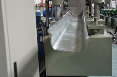 China 10 Steps Portable Vally Gutter Roll Forming Machine Rolling Speed 10-15m/min for sale