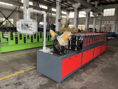 China 0.4-1.2mm 2 in 1 Omega Profil Dachträger Rollformmaschine zu verkaufen