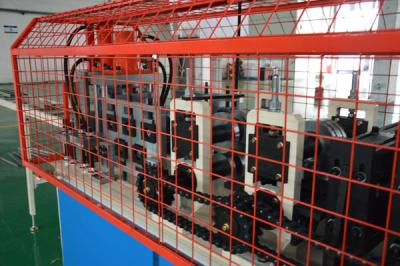 중국 PLC 통제를 가진 기계를 형성하는 강철 장식 못 목록이 0.27-1mm에 의하여 직류 전기를 통했습니다 판매용