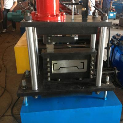 China Galvanized Steel 1-2mm Thickness M Purlin Roll Forming Machine With Chain Drive for sale