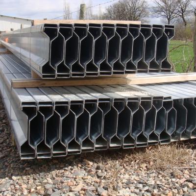 中国 機械を形作るフル オートマチックCZの母屋ロール1.5 - 3.0mmの厚さ15 M/Min 販売のため