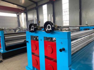 China Ppgi 0.12-0.3mm Barrel Corrugated Roof Panel Roll Forming Machine for sale