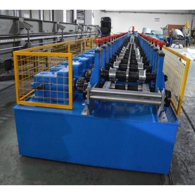 China 12 M/Min 18 Stations Gcr15 Upright Post Column Roll Forming Machine Chain Drive for sale