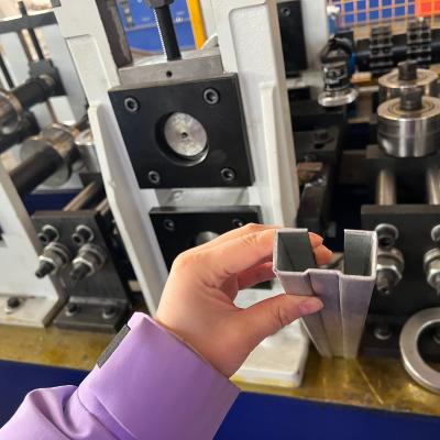 China 1.0-2.0mm Thickness Gearbox Driven Galvanized Steel Slotted Channel C Post Metal Roll Forming Line for sale