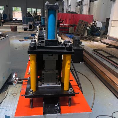 中国 0.8mm 304 PLC制御を用いる機械を形作るステンレス鋼72*35mmのサイズLプロフィールの角度ロール 販売のため