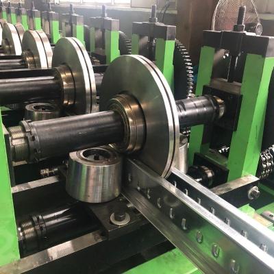 중국 직류 전기로 자극된 30 스테이션 1.2 밀리미터 플로어 덱 롤 성형기 파나소닉 5.5KW 판매용