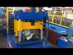 Gegalvaniseerde stalen daktegel Ridge Cap Roll Forming Machine Metal Roof Making Machine