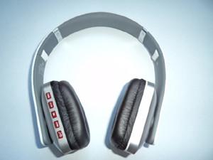 China headset headphone without bluetooth(YP-702b) for sale