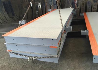 China De Vrachtwagenschaal van de Koolstofstaal Op zwaar werk berekende Weegbrug 100 Ton Te koop