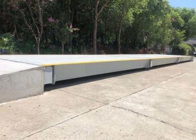 Cina Anti bascula a ponte del camion della ruggine 150T con la rampa del acciaio al carbonio in vendita