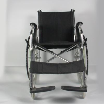Cina Sedia a rotelle manuale di alluminio leggera pieghevole con Flip Up Desk Armrest in vendita