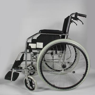 Cina Sedia a rotelle manuale di alluminio leggera pieghevole con Flip Up Desk Armrest in vendita