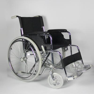 China Stabiele Aluminiumlegering die de Dubbele Dwarsbar van de Staalrolstoel vouwen Te koop