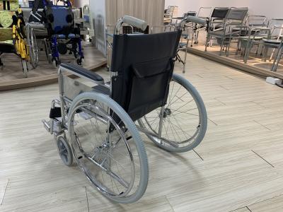 Cina Più forte ruota solida cromata piegante della struttura della sedia a rotelle GT-874 della barra d'acciaio del doppio gioco anteriore e posteriore in vendita