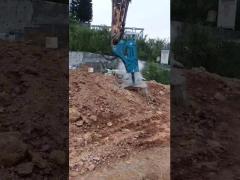 液圧断片の作業場
