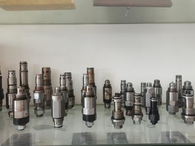 Cina Idraulico Principale Escavatore Valvola di Sfioro DH220-5 Parti di Riparazione di Macchine in vendita