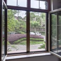 China Fiberglass Gray Mesh Retractable Roller Insect Screen Window for sale