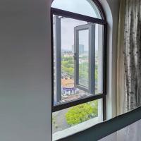 China Easy Installed Flexible Insect Screen DIY Window Screen Kit for sale