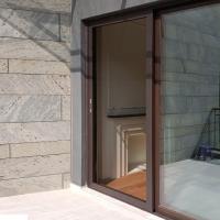 China Modern Single / Double Glazing Mesh Sliding Retractable Door for sale