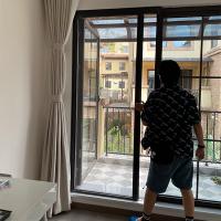 China High Durability Retractable Screen Door Systems With Insect Protection for sale