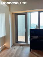 China Retractable Features Trackless Screen Door with Easy Installation for sale
