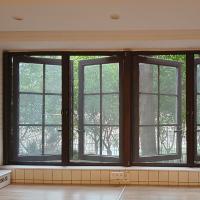 China Durable Aluminum Frame Retractable Screen Window with Fiberglass Screen for sale
