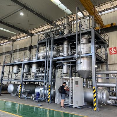 Cina Risparmio di energia automatico completo della distilleria dell'olio di pirolisi di frazionamento 10TPD in vendita