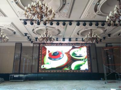 China Wall Mounting Indoor LED Billboard 4mm Led Screen High Contrast For Hotel Lobby for sale