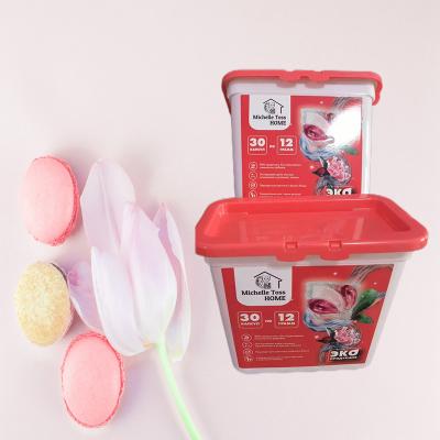 Cina Produttore più venduto Capsule di detersivo per biancheria liquida otto volte la potenza di pulizia e il mantenimento del profumo in vendita