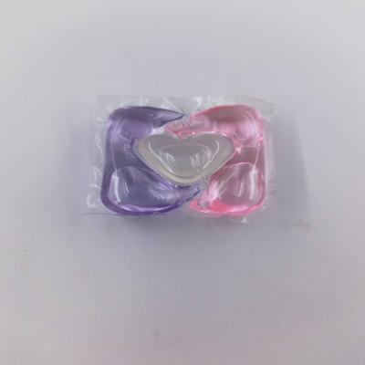 Cina Formula organica delicata Enzima Abbigliamento per bambini Tessuti colorati Lavatorio Capsule detergente in vendita