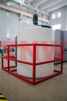 Cina sistema di dosaggio chimico del barilotto del PE 500L per il trattamento delle acque automatico in vendita